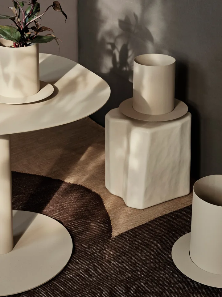 Vaso de flores Auran large 38,7 cm de Ferm Living | → NordicNest.pt